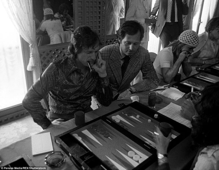 Famous player portrait : Hugh Hefner - Backgammon Rules